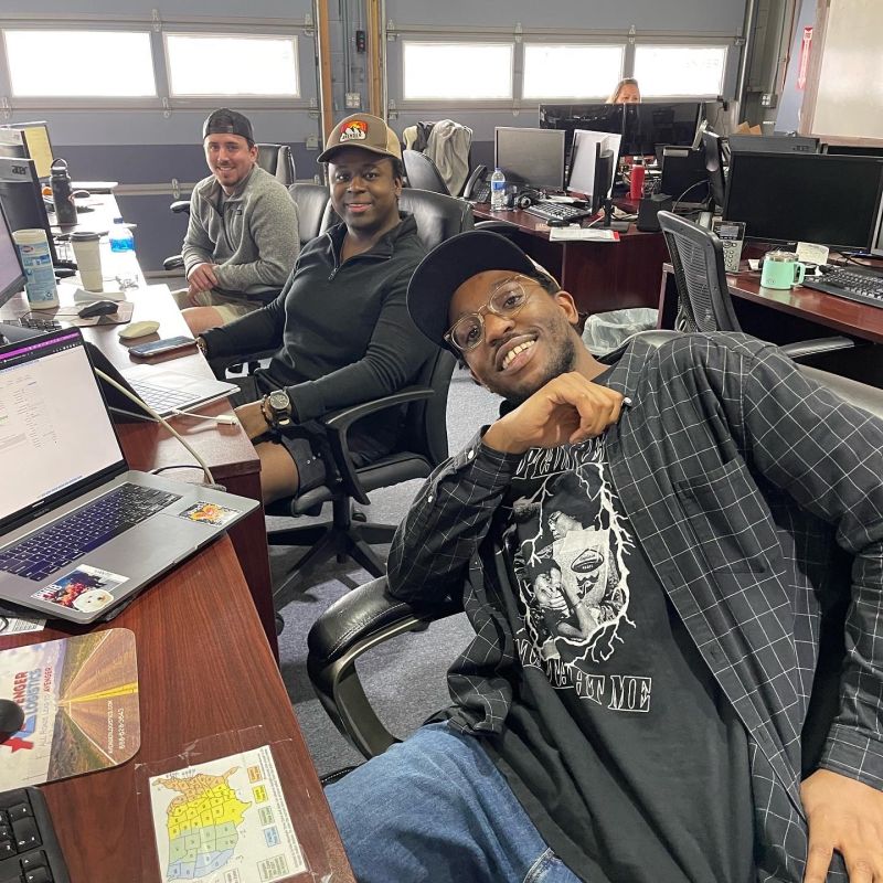Avenger Logistics on LinkedIn: #avengerlogistics #teamwork # ... Avenger Logistics on LinkedIn: #avengerlogistics #teamwork # ...