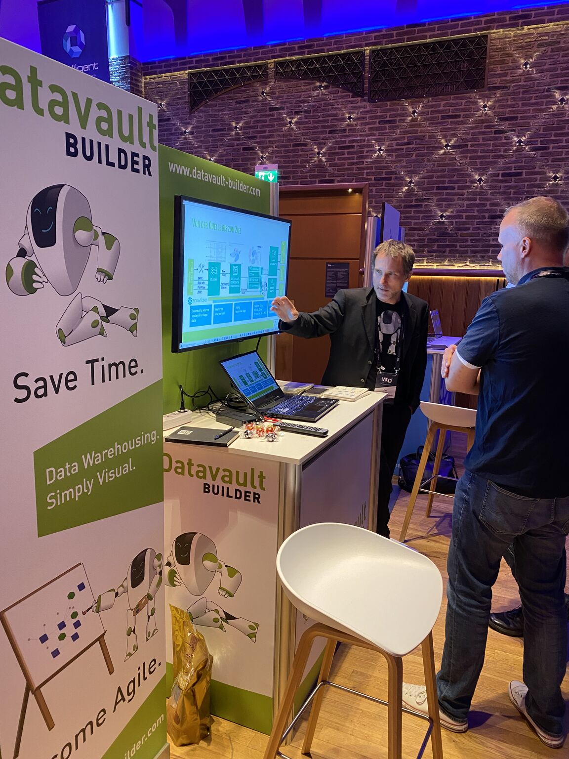 2150 Datavault Builder AG on LinkedIn: #worldofdata22 #datavaultbuilder ... 2150 Datavault Builder AG on LinkedIn: #worldofdata22 #datavaultbuilder ...