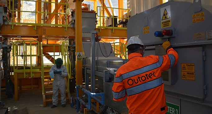 National Mining Award of Peru recieved by Sensor-Based Ore Sorting ... National Mining Award of Peru recieved by Sensor-Based Ore Sorting ...