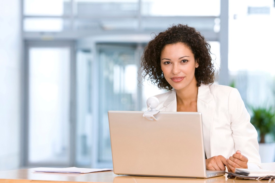 Advantages of IVR Systems in Contact Centers Advantages of IVR Systems in Contact Centers
