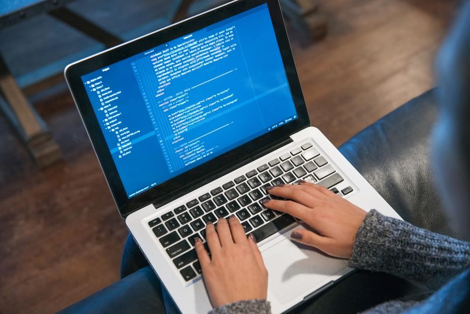 Generate Entity classes from Database Generate Entity classes from Database