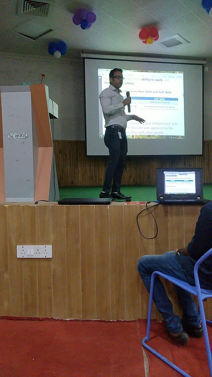 Arindam Dev on LinkedIn: #seminar #sea #college #bangalore #datascience Arindam Dev on LinkedIn: #seminar #sea #college #bangalore #datascience