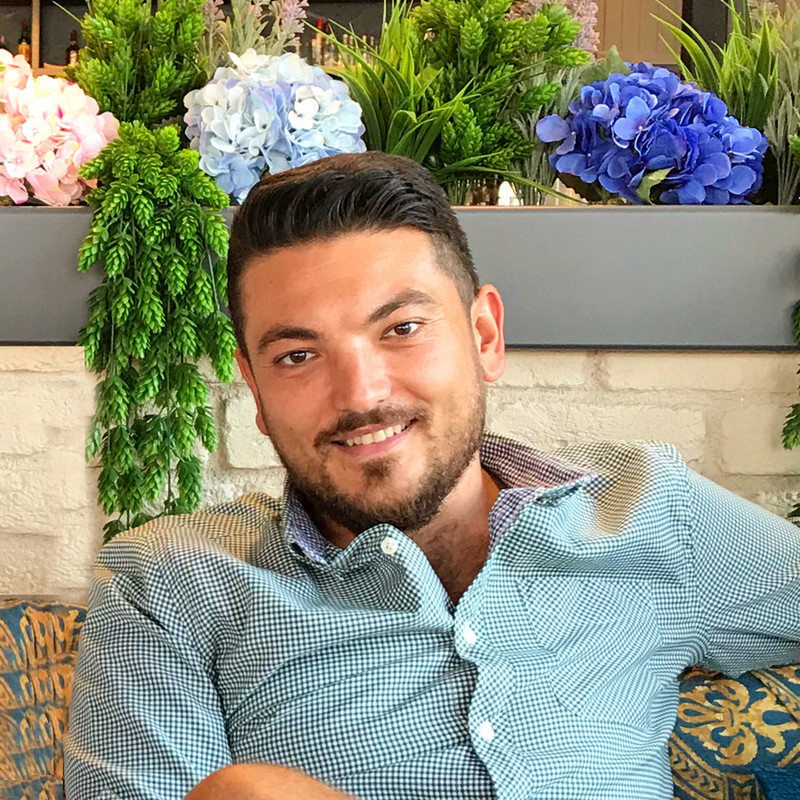 Emre Akyol - Grafiker - Mercan Etiket | LinkedIn Emre Akyol - Grafiker - Mercan Etiket | LinkedIn