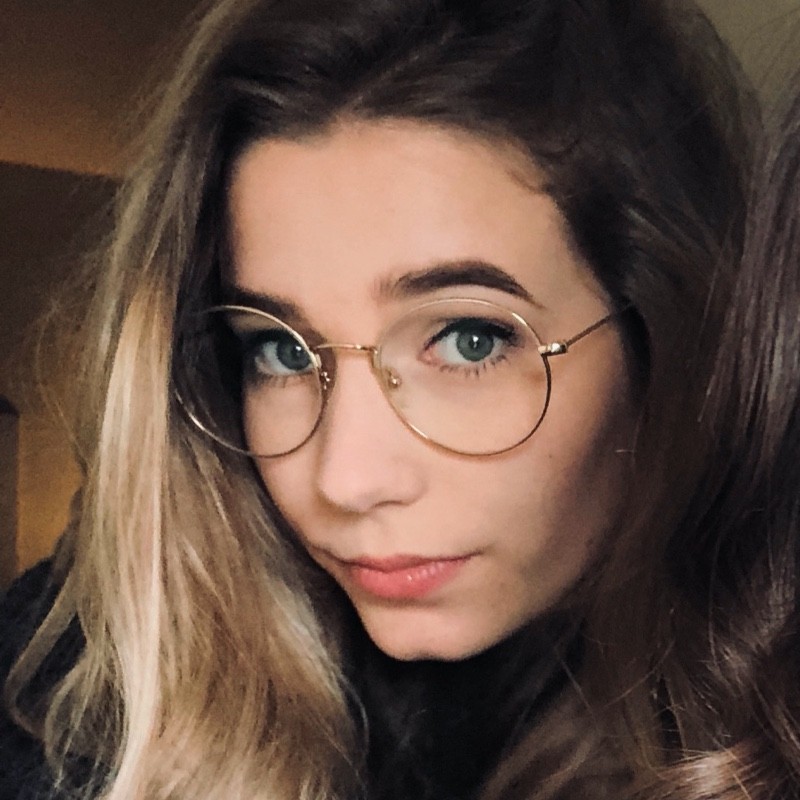 Karolina Ochwat – Kierownik Produkcji / Production Assistant – SwipeTo ... Karolina Ochwat – Kierownik Produkcji / Production Assistant – SwipeTo ...