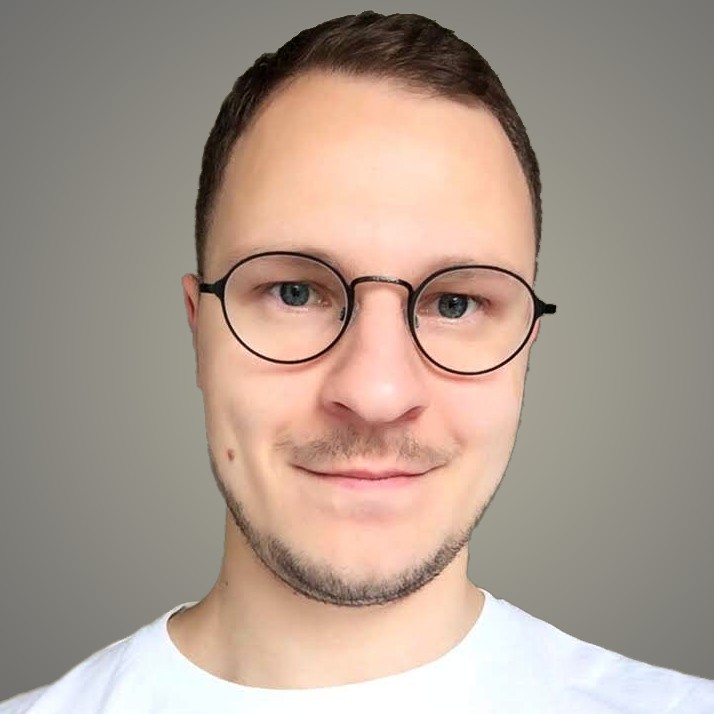 Alex Komlev | LinkedIn Alex Komlev | LinkedIn
