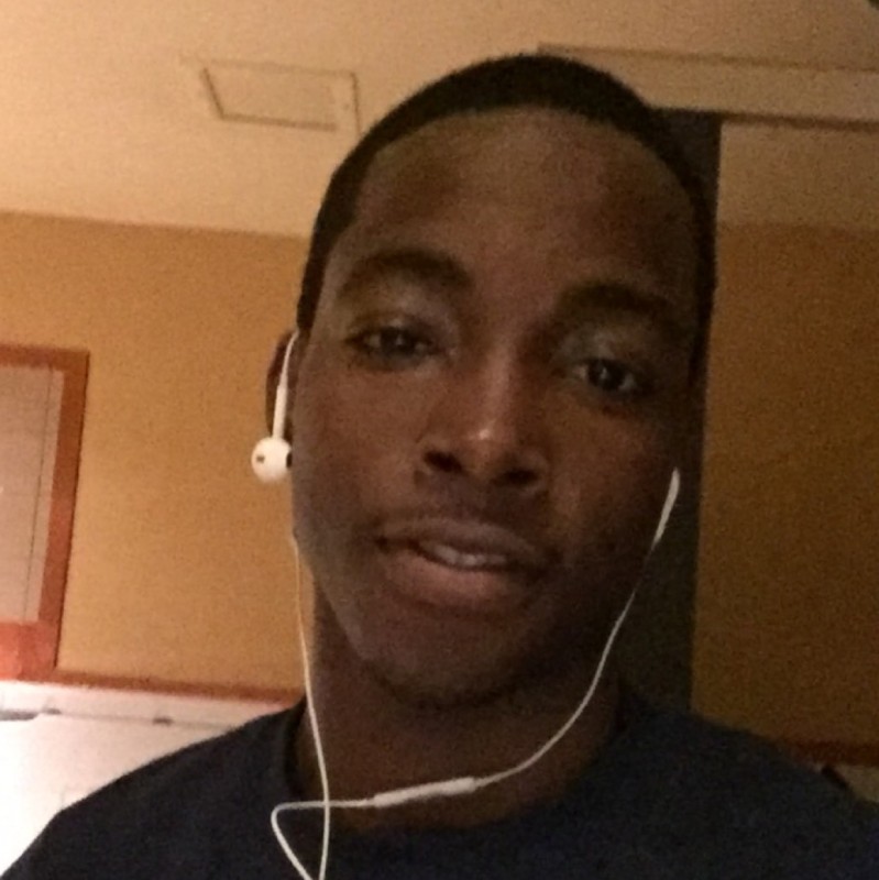 Tavaris Davis - Groundworker - Self-employed | LinkedIn Tavaris Davis - Groundworker - Self-employed | LinkedIn