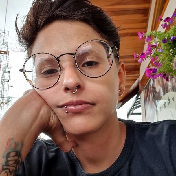 Thamyres Lopes da Silva - Atendente de alimentos e bebidas - Burger ... Thamyres Lopes da Silva - Atendente de alimentos e bebidas - Burger ...