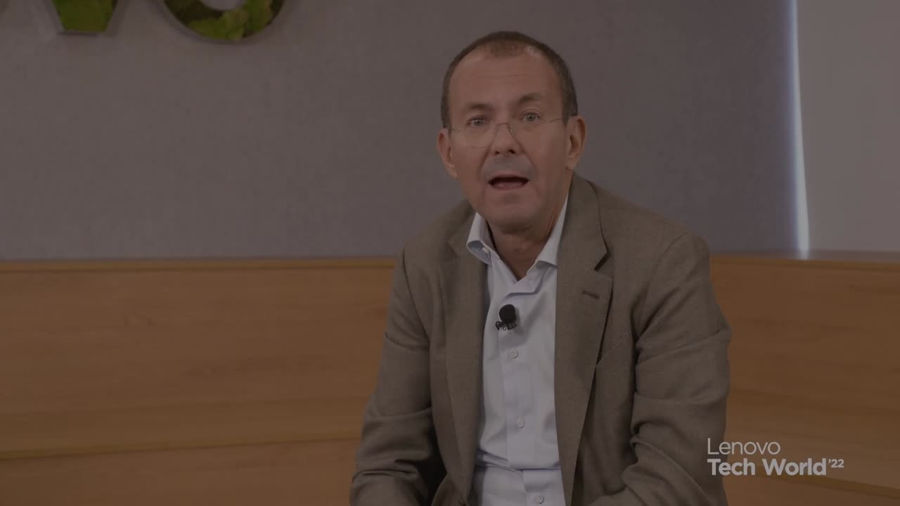 Delia Starr on LinkedIn: Lenovo Tech World 2022: Rollable Tech with ... Delia Starr on LinkedIn: Lenovo Tech World 2022: Rollable Tech with ...