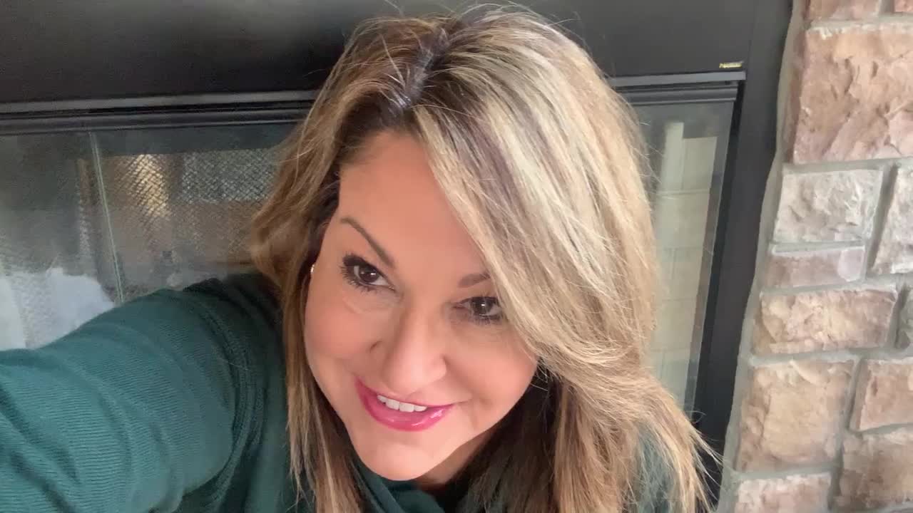 Shari Lueck on LinkedIn: #sitwithshari #linkedin #success #dobetter # ... Shari Lueck on LinkedIn: #sitwithshari #linkedin #success #dobetter # ...