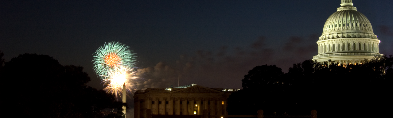 5 WAYS TO KEEP KIDS SAFE AROUND FIREWORKS 5 WAYS TO KEEP KIDS SAFE AROUND FIREWORKS