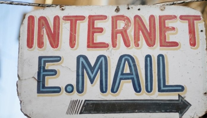 Managing Email Effectively Managing Email Effectively