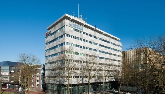 Vluchtelingenwerk Oost Nederland betrekt nieuw kantoor in Arnhem Vluchtelingenwerk Oost Nederland betrekt nieuw kantoor in Arnhem