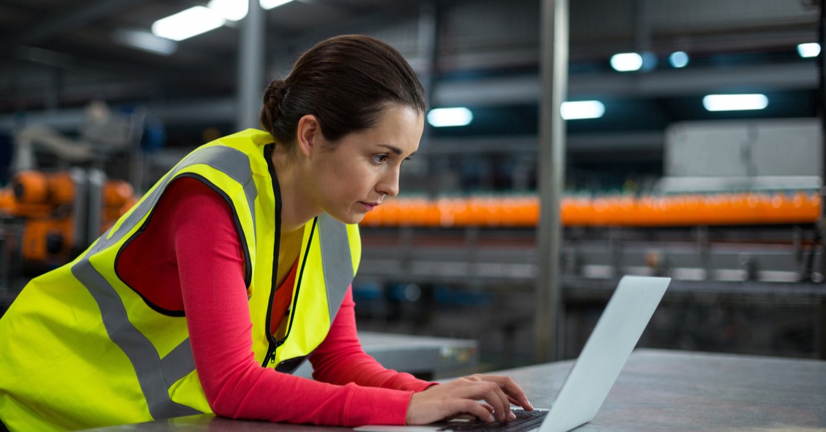 THE 7 WAYS PREVENTIVE MAINTENANCE SOFTWARE REDUCES DOWNTIME THE 7 WAYS PREVENTIVE MAINTENANCE SOFTWARE REDUCES DOWNTIME