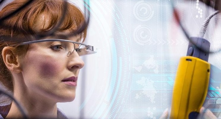 Augmented Reality Goes to Work Augmented Reality Goes to Work