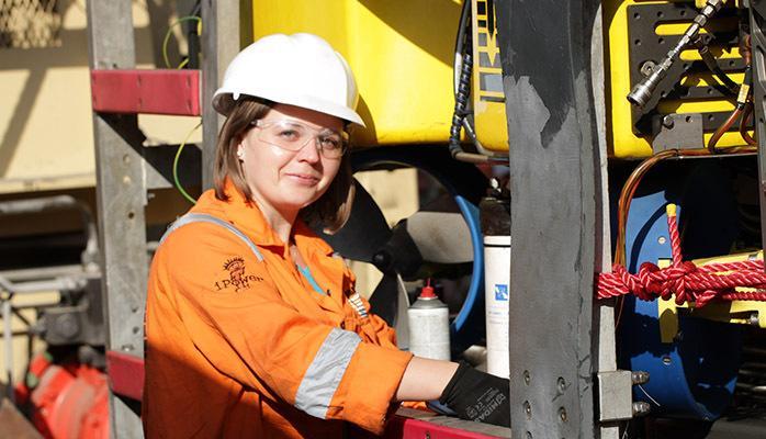 Fugro on LinkedIn: Fugro ROV training centre’s first female pilot, a ... Fugro on LinkedIn: Fugro ROV training centre’s first female pilot, a ...