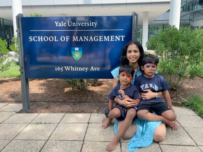 Karishma Prasad on LinkedIn: #yalesom #yaleemba #handsomedan # ... Karishma Prasad on LinkedIn: #yalesom #yaleemba #handsomedan # ...
