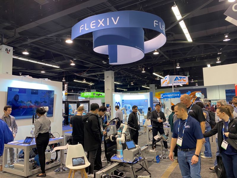 Howard Huang on LinkedIn: #robotics #robots #cobot #cobots # ... Howard Huang on LinkedIn: #robotics #robots #cobot #cobots # ...