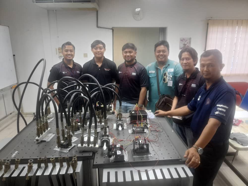 Mohd Mukhriz Azamuddin Husni on LinkedIn: Attend training of hydraulic ... Mohd Mukhriz Azamuddin Husni on LinkedIn: Attend training of hydraulic ...