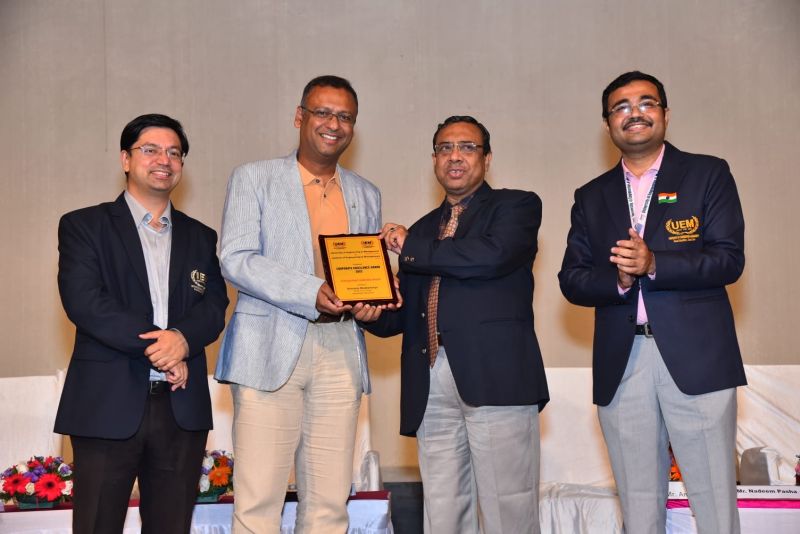 Srimanto Bhattacharya on LinkedIn: Thanks UEM for the award Raja Sarkar ... Srimanto Bhattacharya on LinkedIn: Thanks UEM for the award Raja Sarkar ...