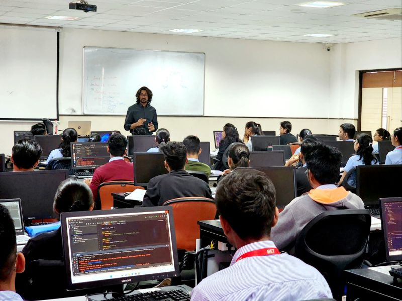 Manav Bharatiya on LinkedIn: #java #python #training #fullstackdevelopment Manav Bharatiya on LinkedIn: #java #python #training #fullstackdevelopment