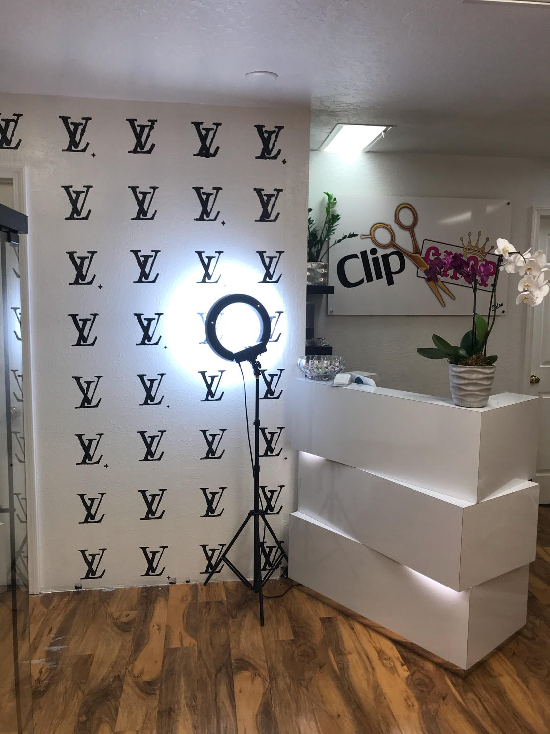 Dayanara Diaz on LinkedIn: I have a small business it’s a beauty salon ... Dayanara Diaz on LinkedIn: I have a small business it’s a beauty salon ...