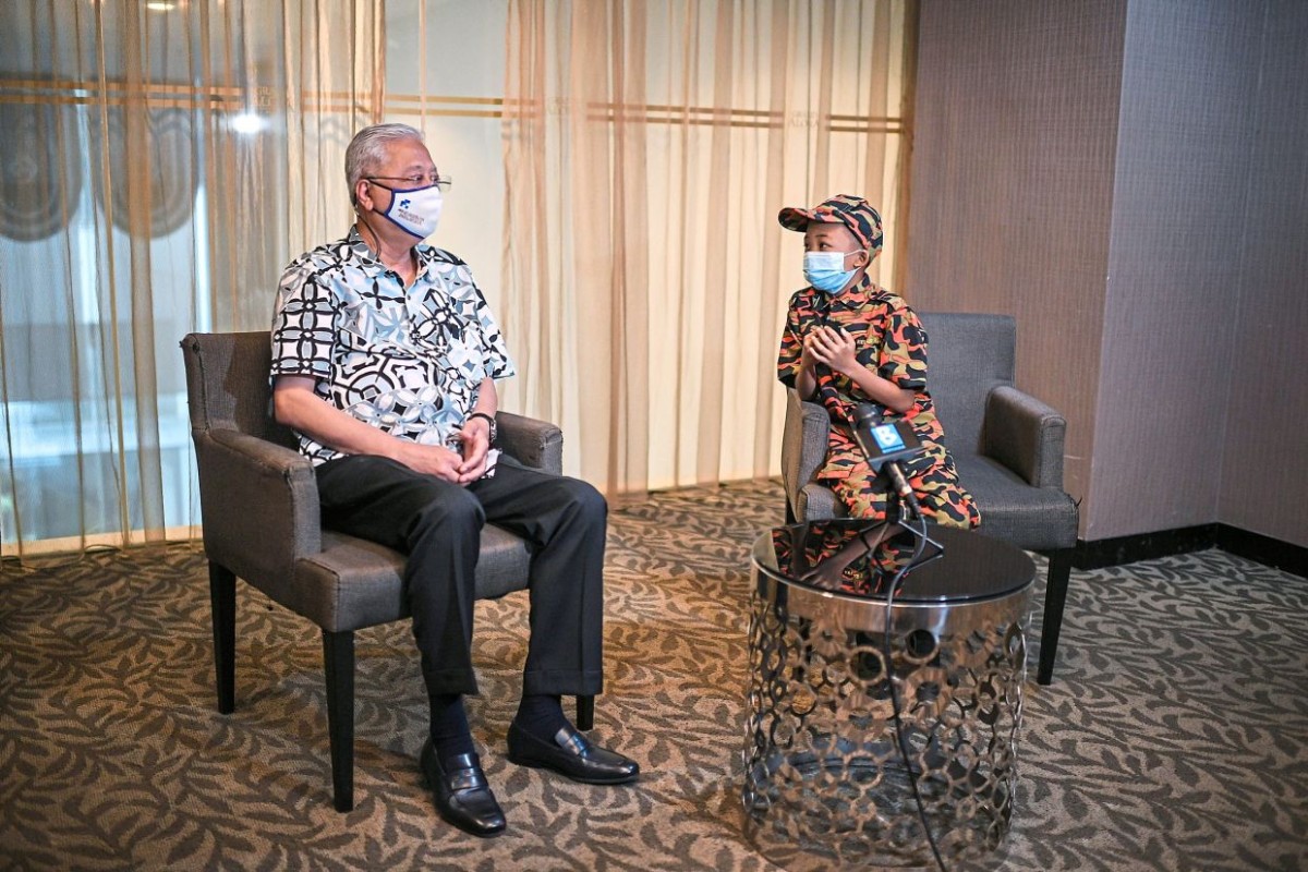 Star Media Group Berhad di LinkedIn: The PM being interviewed by ... Star Media Group Berhad di LinkedIn: The PM being interviewed by ...