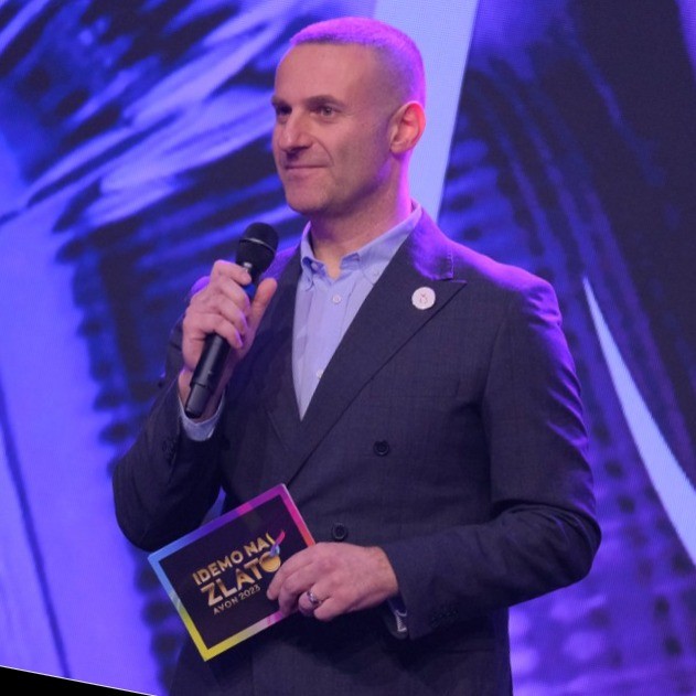 Filip Popovic - Head of Relationship Centre, Avon International - Avon ... Filip Popovic - Head of Relationship Centre, Avon International - Avon ...