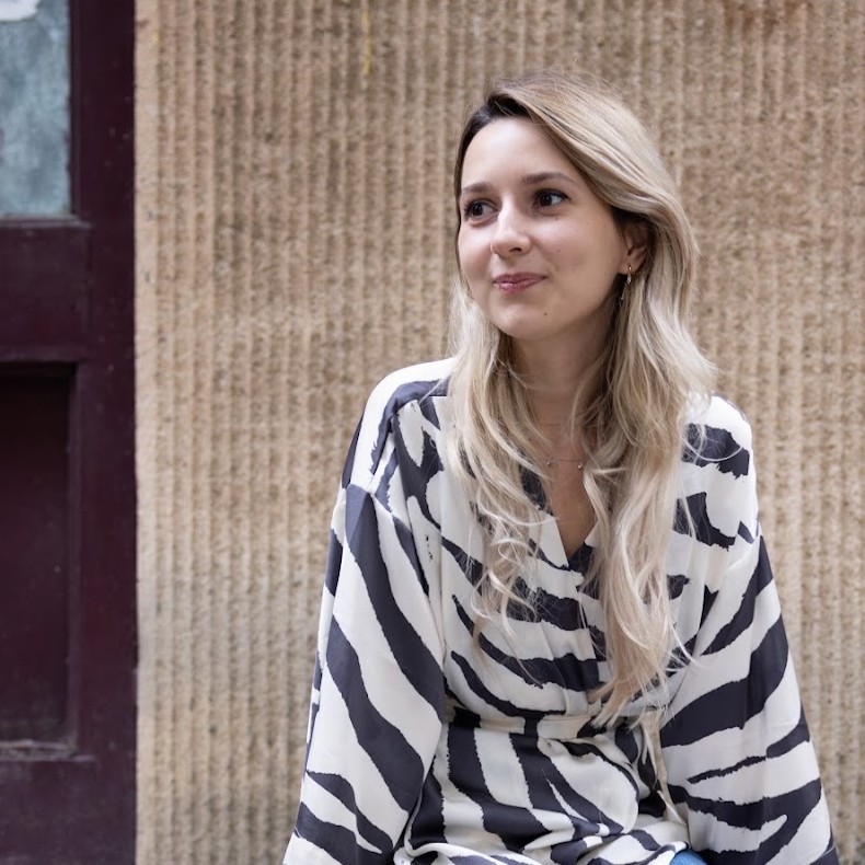 Elena Valach - Javascript Developer - Thinslices | LinkedIn Elena Valach - Javascript Developer - Thinslices | LinkedIn