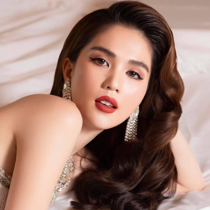 Ngoc Trinh - Model Actress - Ngoc Trinh | LinkedIn Ngoc Trinh - Model Actress - Ngoc Trinh | LinkedIn