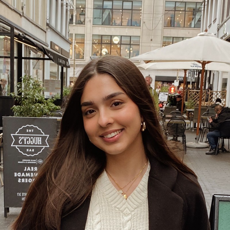 Saniya Farrukh - Founder - With Love by Saniya | LinkedIn Saniya Farrukh - Founder - With Love by Saniya | LinkedIn