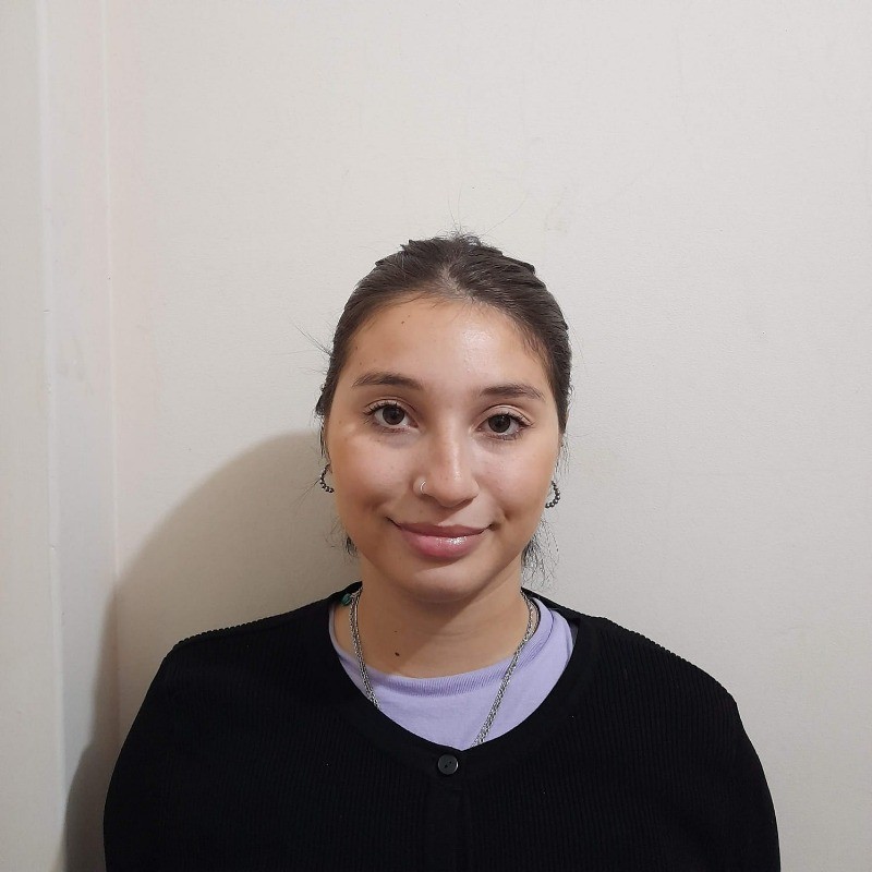 Lara Morena Licciardi - Oficial de Atención del Centro de Contacto con ... Lara Morena Licciardi - Oficial de Atención del Centro de Contacto con ...