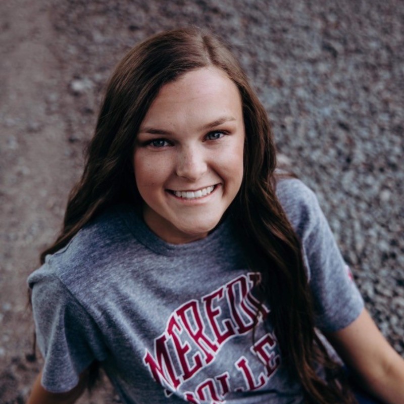 Nicole Blackwell - Waitress - Main Street Oasis | LinkedIn Nicole Blackwell - Waitress - Main Street Oasis | LinkedIn
