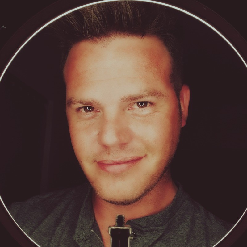 Denys Booysen - Sales Executive - TBC | LinkedIn Denys Booysen - Sales Executive - TBC | LinkedIn