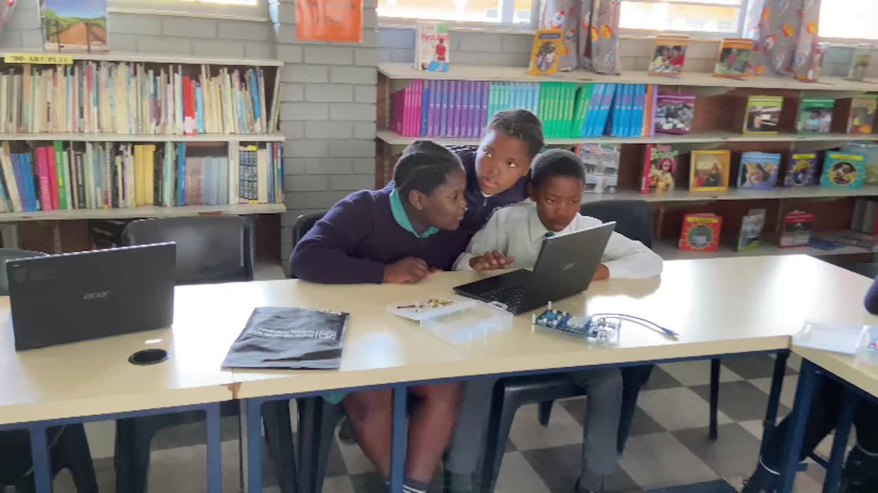 Langa Zulu on LinkedIn: #robotics #club #chietaroboticsclub # ... Langa Zulu on LinkedIn: #robotics #club #chietaroboticsclub # ...