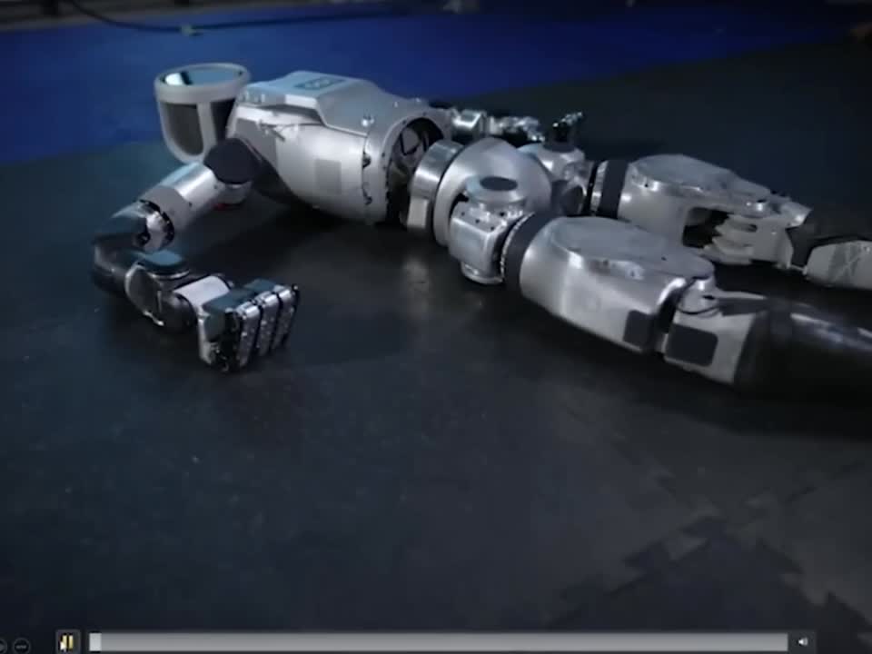 Vjay Ishwar on LinkedIn: Boston Dynamics NEW HUMANOID ROBOT SHOCKS The ... Vjay Ishwar on LinkedIn: Boston Dynamics NEW HUMANOID ROBOT SHOCKS The ...