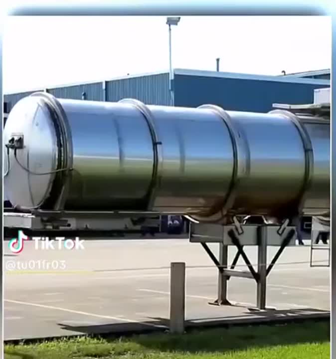 Pratik Sharma on LinkedIn: Amazing demonstration of implosion... Pratik Sharma on LinkedIn: Amazing demonstration of implosion...