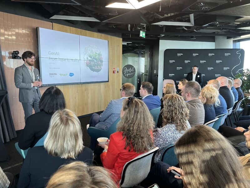 Jan Michalski na LinkedIn: #genai #hottopic #deloitte #deloittedigital ... Jan Michalski na LinkedIn: #genai #hottopic #deloitte #deloittedigital ...
