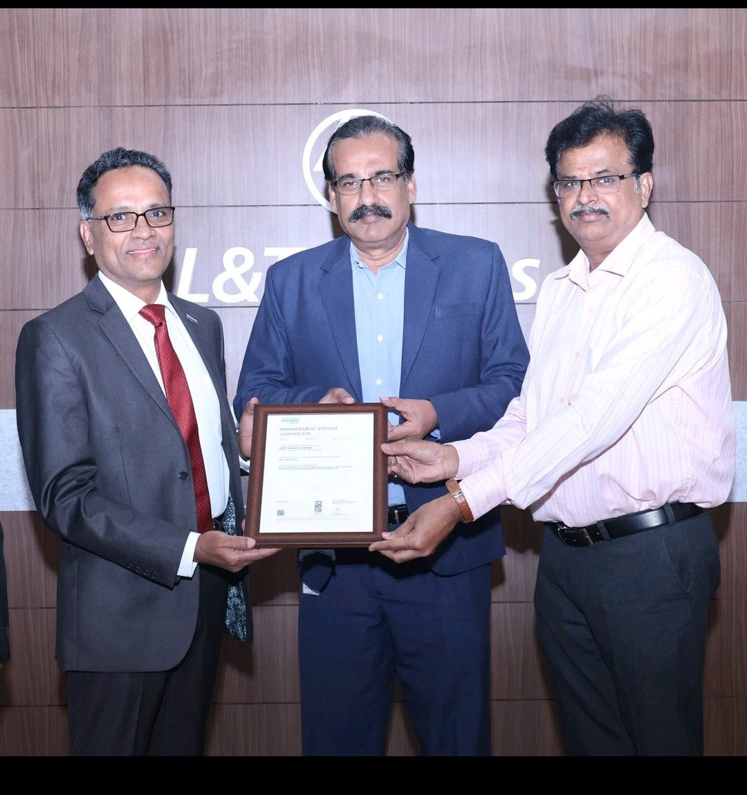 Balamurugan S on LinkedIn: Honoured to present the certificate to the ... Balamurugan S on LinkedIn: Honoured to present the certificate to the ...