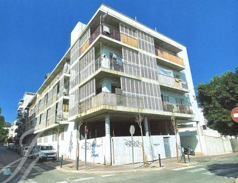 Sophie Muizelaar on LinkedIn: Ibiza - Building in the centre of San Antonio Sophie Muizelaar on LinkedIn: Ibiza - Building in the centre of San Antonio