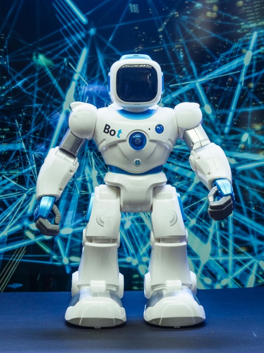 Is AI Stupid? Unveiling the 3 Main Limitations of Artificial Intelligence Is AI Stupid? Unveiling the 3 Main Limitations of Artificial Intelligence