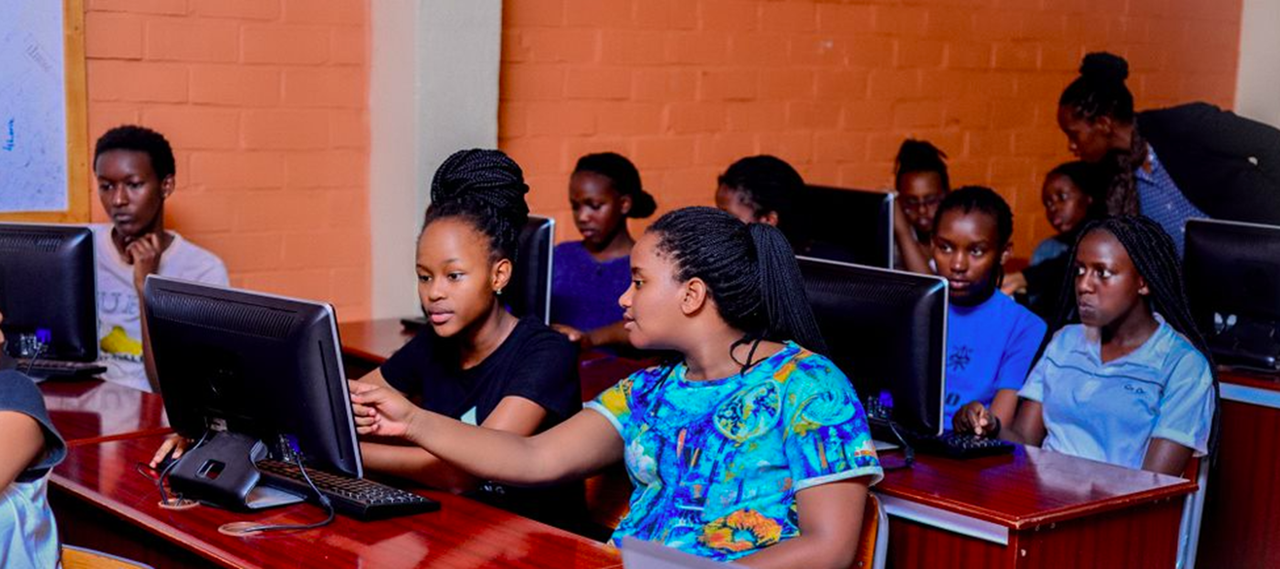 Bridging the gender gap in the tech space Bridging the gender gap in the tech space