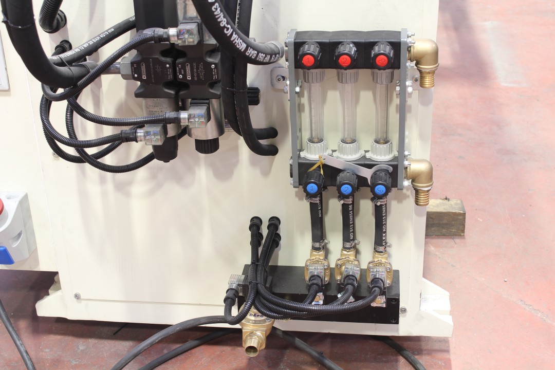 Importance of Controlling Hydraulic Oil Temperature in Injection ... Importance of Controlling Hydraulic Oil Temperature in Injection ...