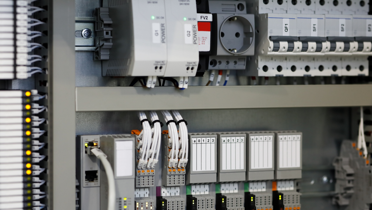 Boosting Efficiency and Productivity with Industrial Automation Boosting Efficiency and Productivity with Industrial Automation