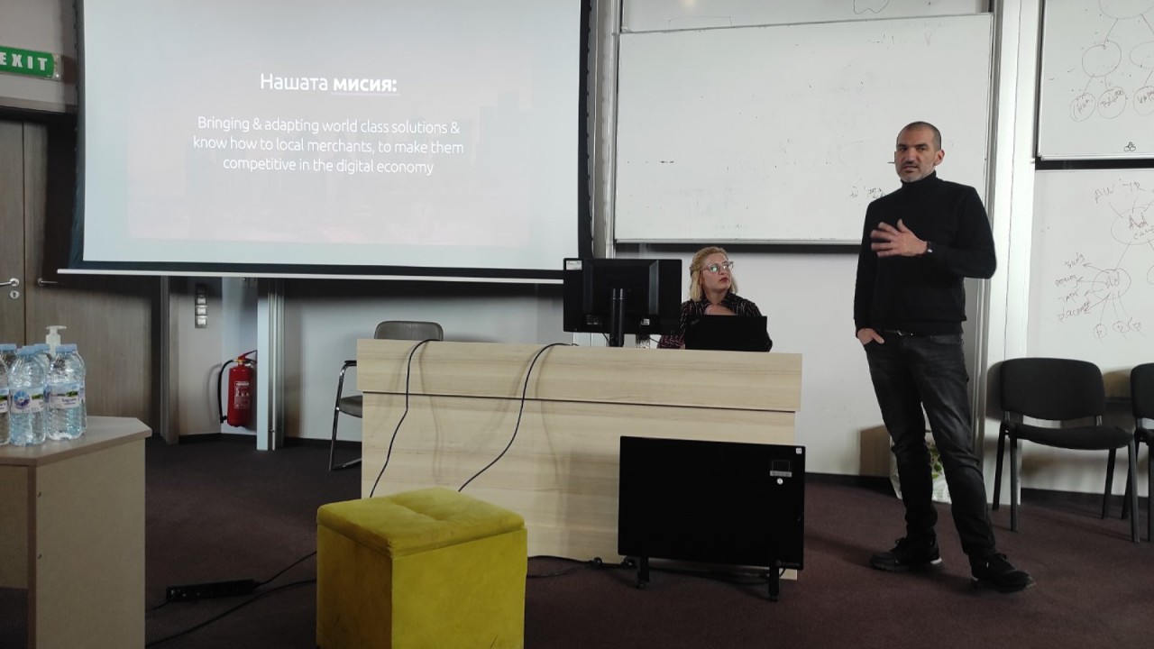 Stefan Chorbanov introduces Stenik's eCommerce internship program to ... Stefan Chorbanov introduces Stenik's eCommerce internship program to ...