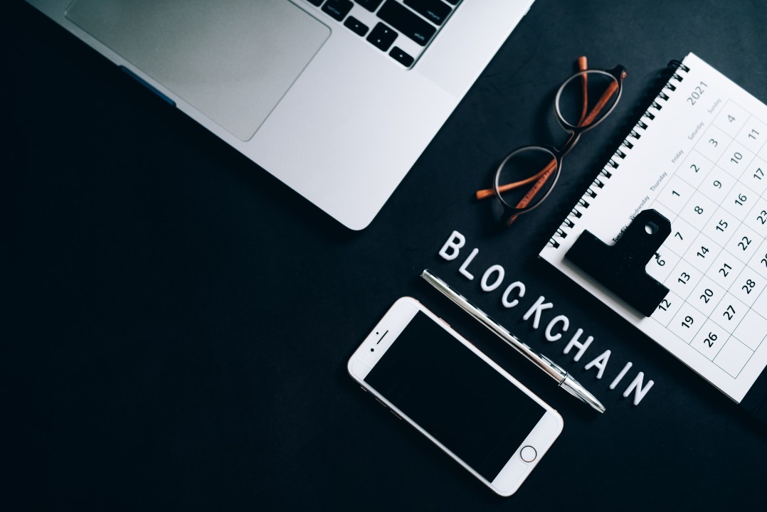 A Comprehensive Guide to dApp Development with ethers.js and web3.js A Comprehensive Guide to dApp Development with ethers.js and web3.js