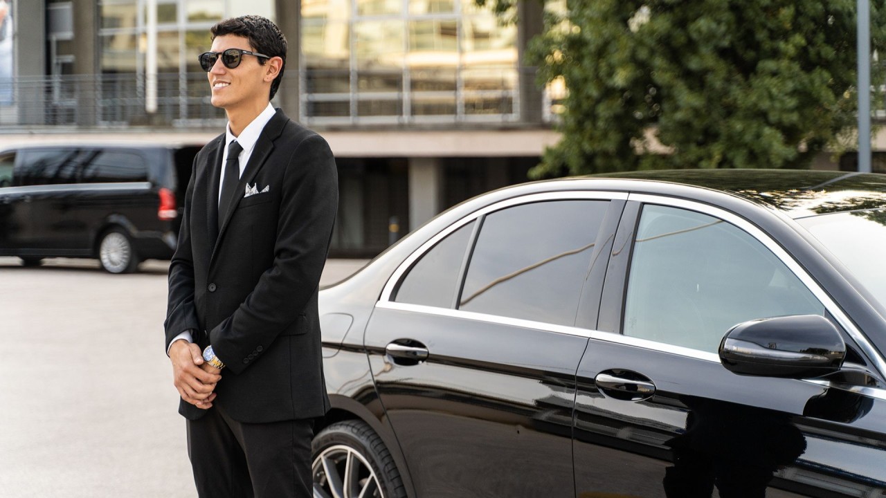 Job Opportunity: Mundi Limos is hiring Professional Drivers to work in ... Job Opportunity: Mundi Limos is hiring Professional Drivers to work in ...