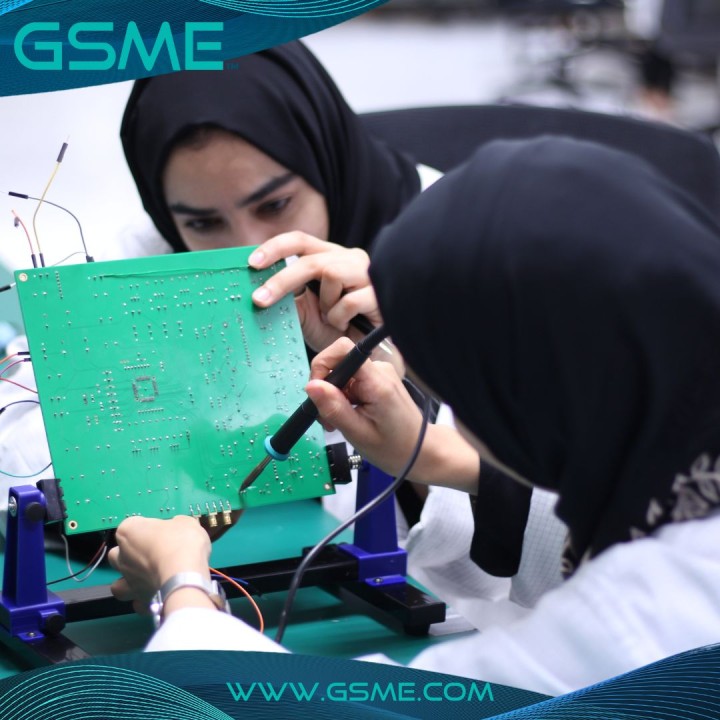 Oman’s first-ever indigenously designed chips successfully tested abroad Oman’s first-ever indigenously designed chips successfully tested abroad
