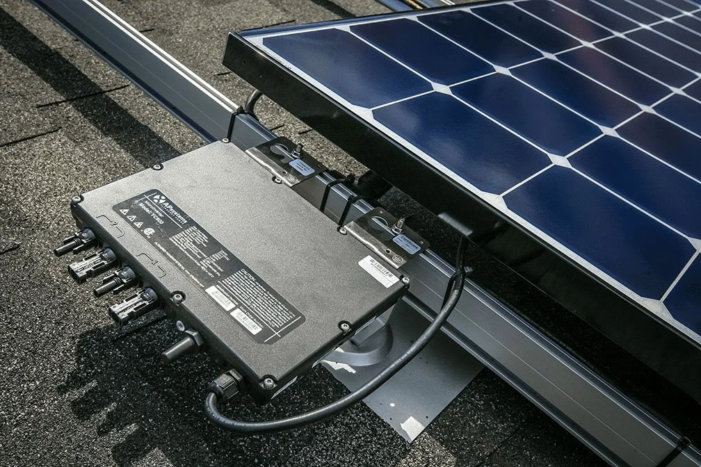 O que é um microinversor solar e como ele funciona? O que é um microinversor solar e como ele funciona?