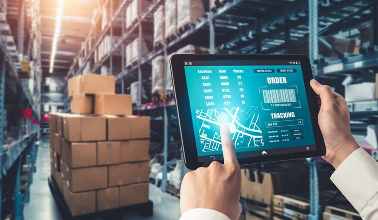 The Scaling Tightrope: Navigating E-Commerce Logistics for Growth The Scaling Tightrope: Navigating E-Commerce Logistics for Growth