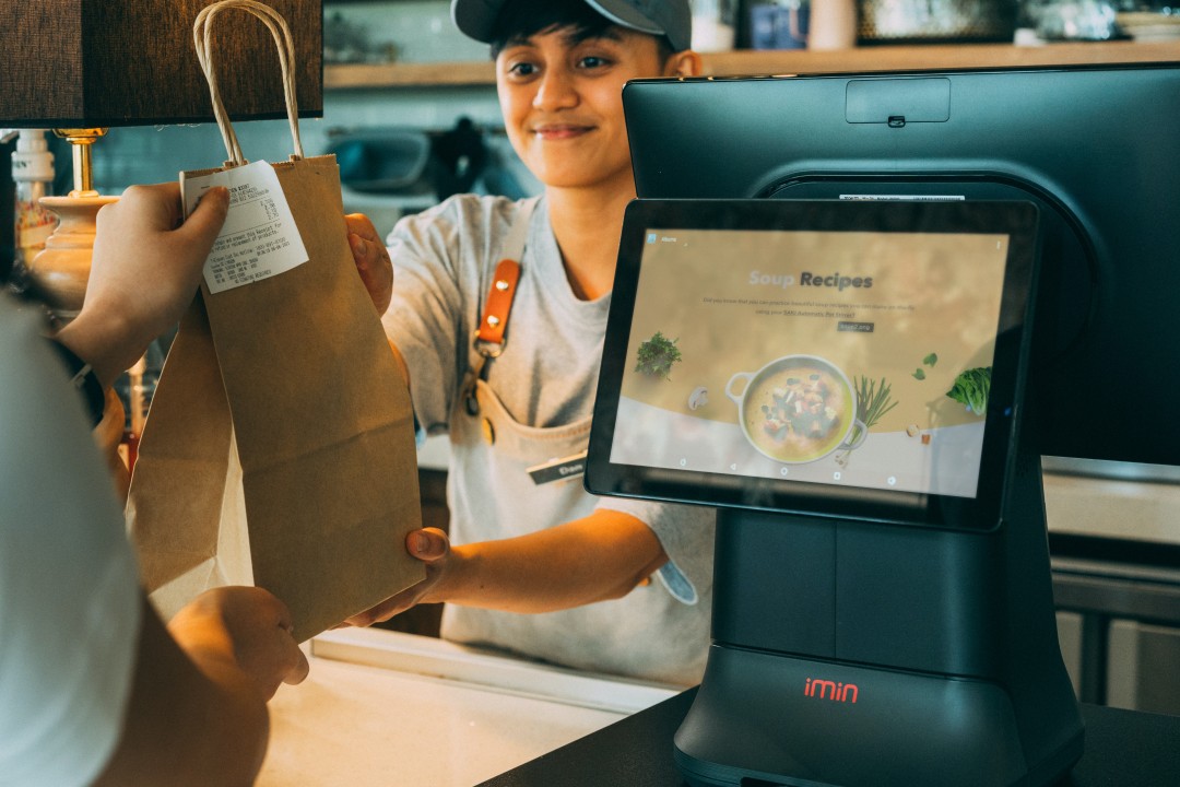The Evolution of Customer Experience The Evolution of Customer Experience